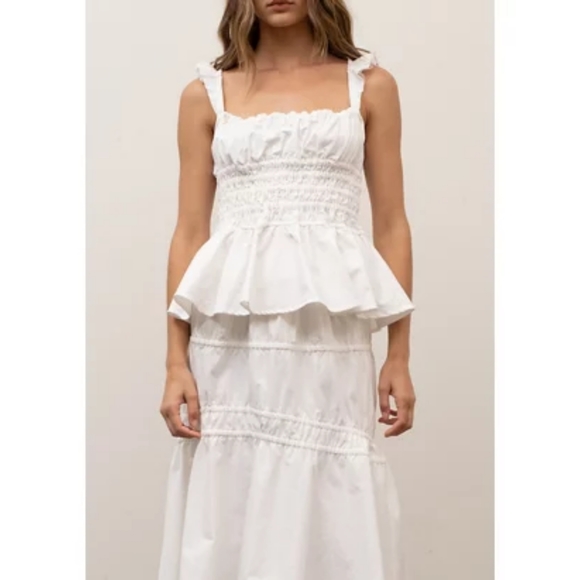 Moon River | Tops | Moon River White Flutter Sleeve Ruffled Gathered ...